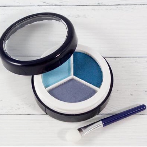 ColorMates | Makeup | Moonlit Waters Colormates Eyeshadow Pallet | Poshmark